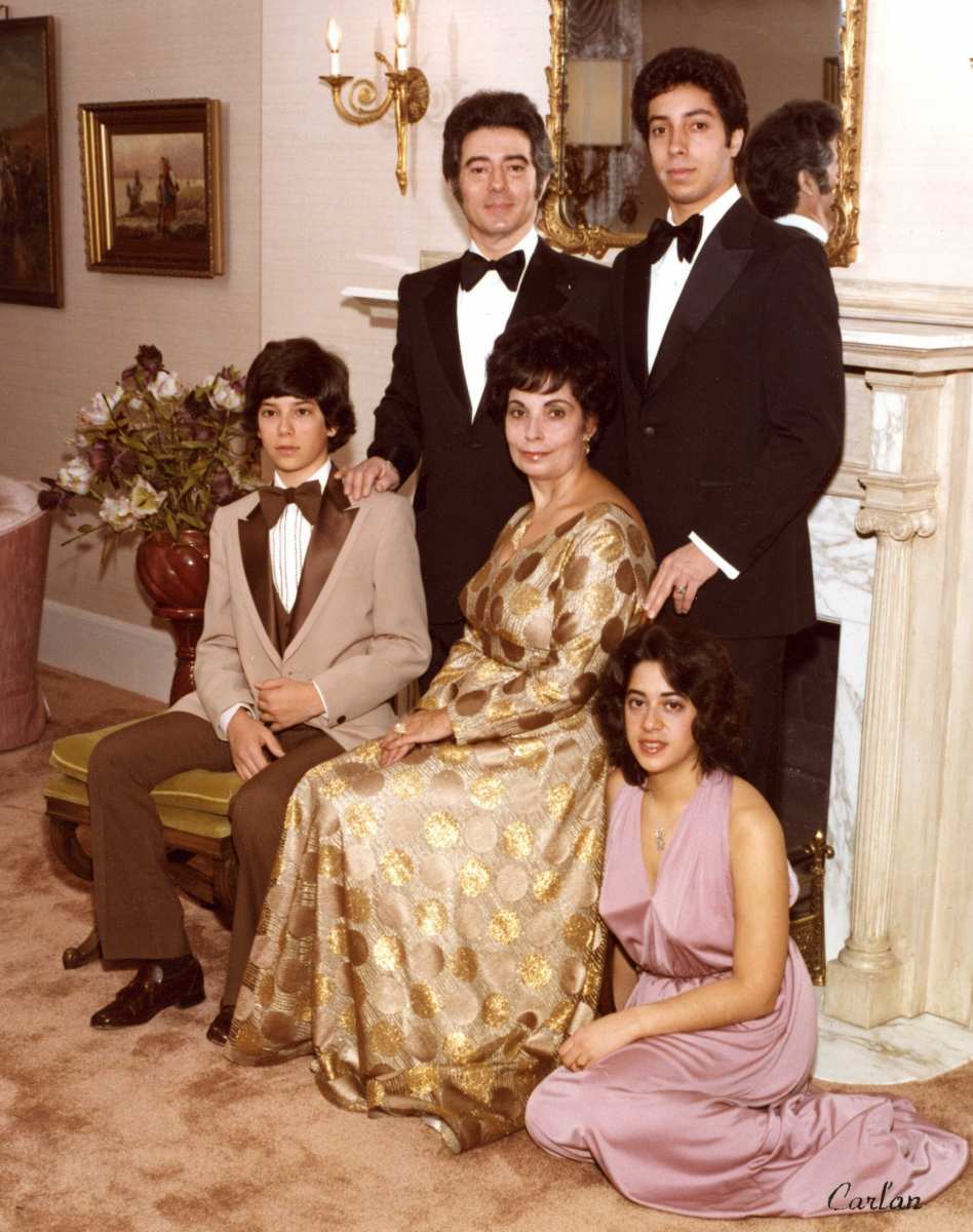 Siggi Wilzig's Life in Images - Gallery & Timeline | Unstoppable Book